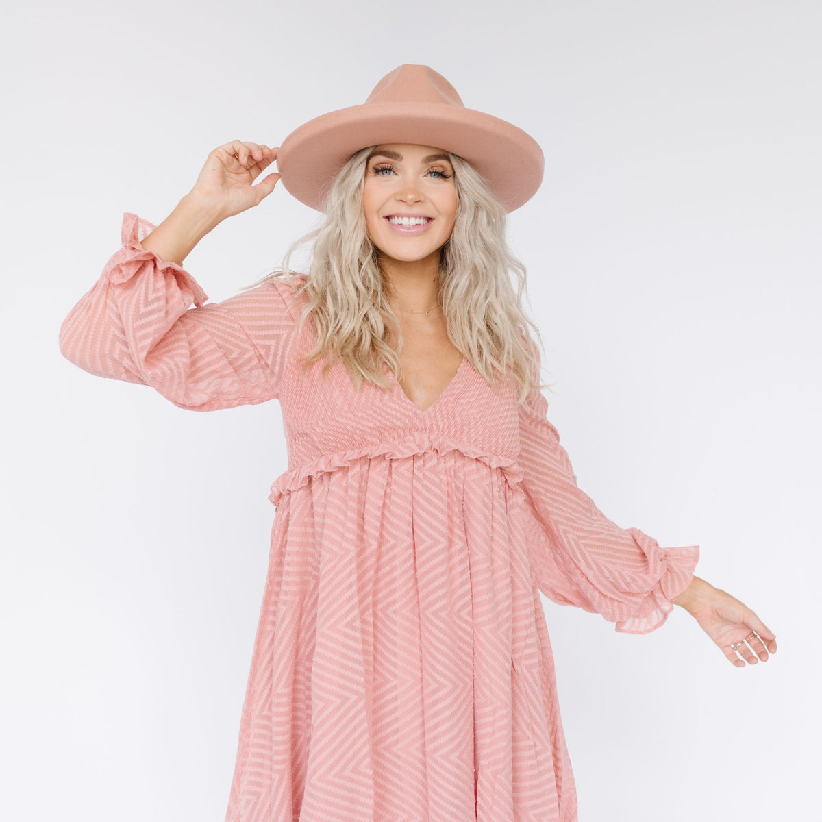 How to Fix a Hat - Reshaping a Hat - GIGI PIP - GIGI PIP