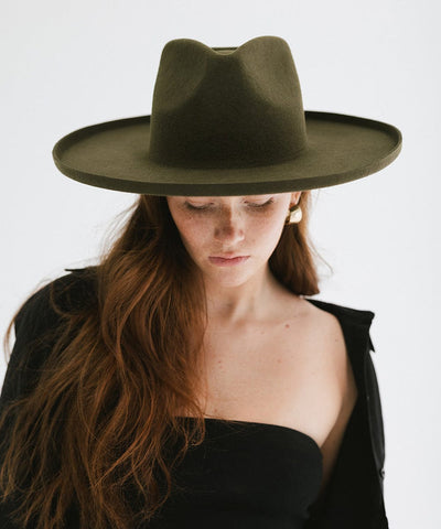 Shop Stylish & Trendy Pencil Brim Hats at Gigi Pip