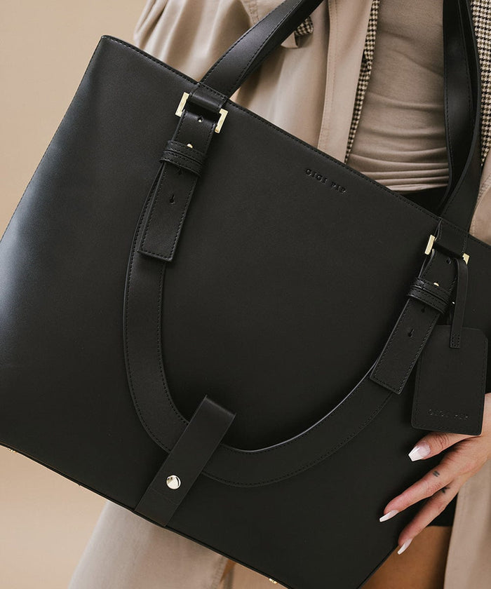 Hayes Leather Hat Carrying Tote | Genuine Leather Travel Bag for Women