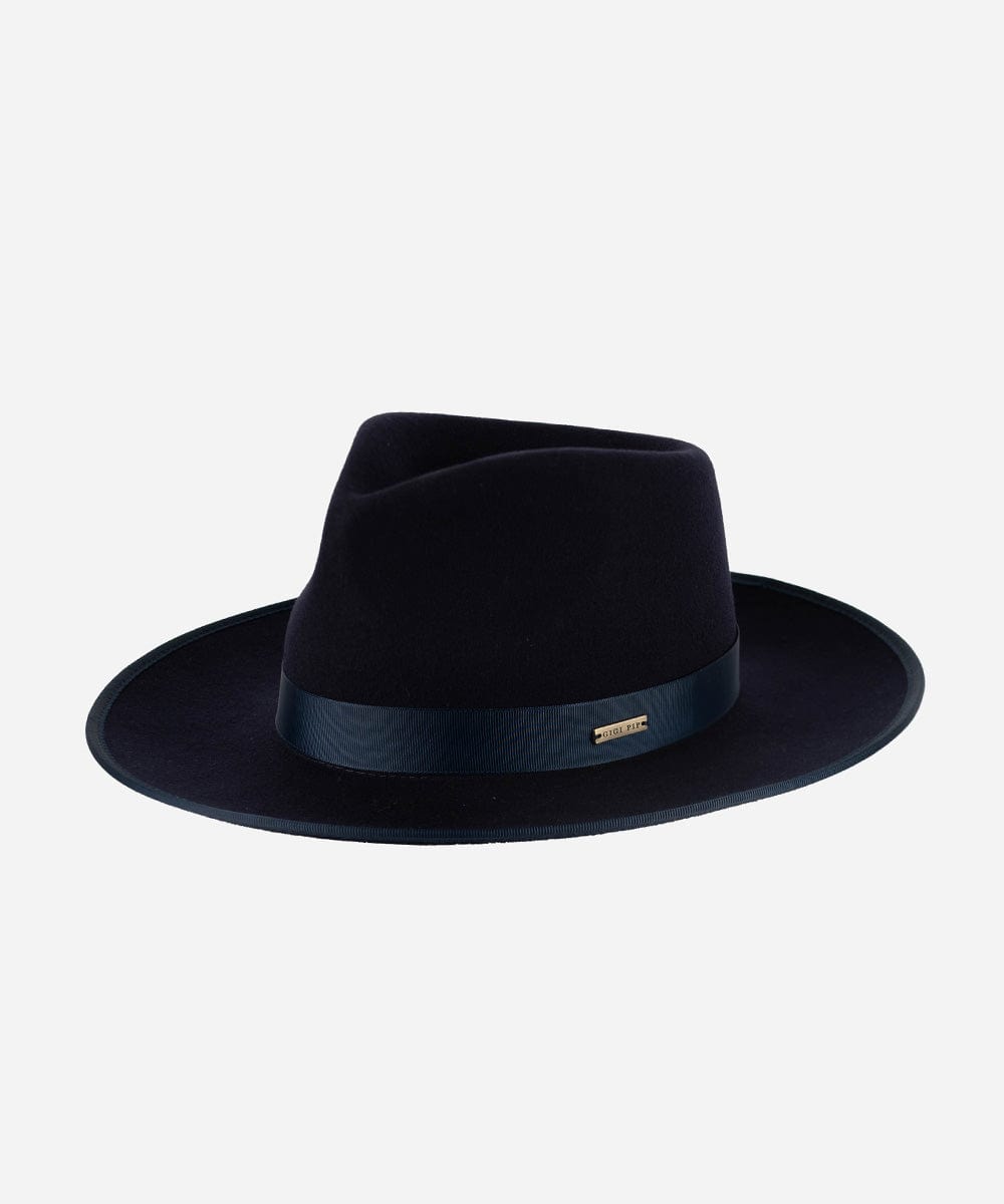Women's Flat Brim Hats - GIGI PIP